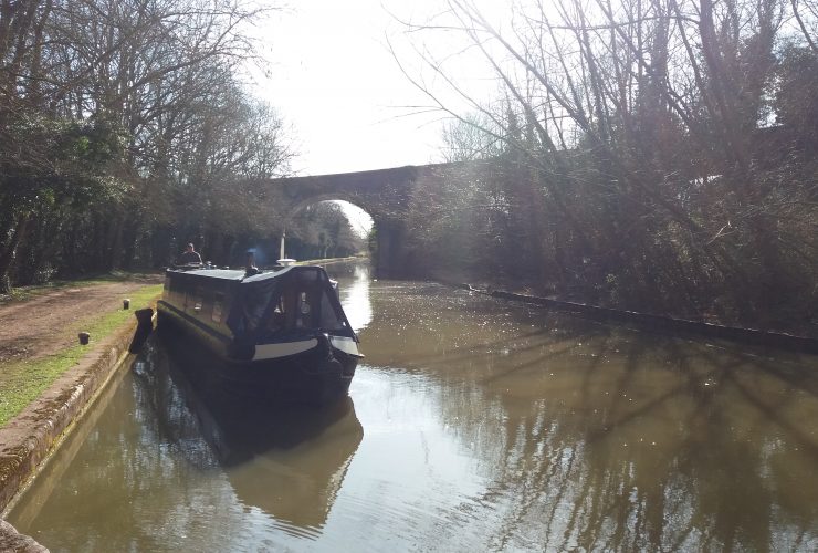 LNBP | Canal boat holidays & experiences for community groups & schools
